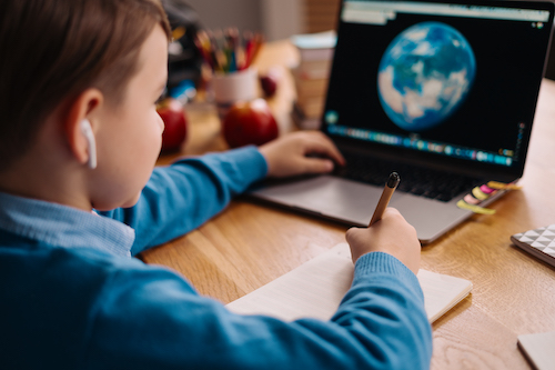 The Definitive Guide to Distance Education | Australian Christian College